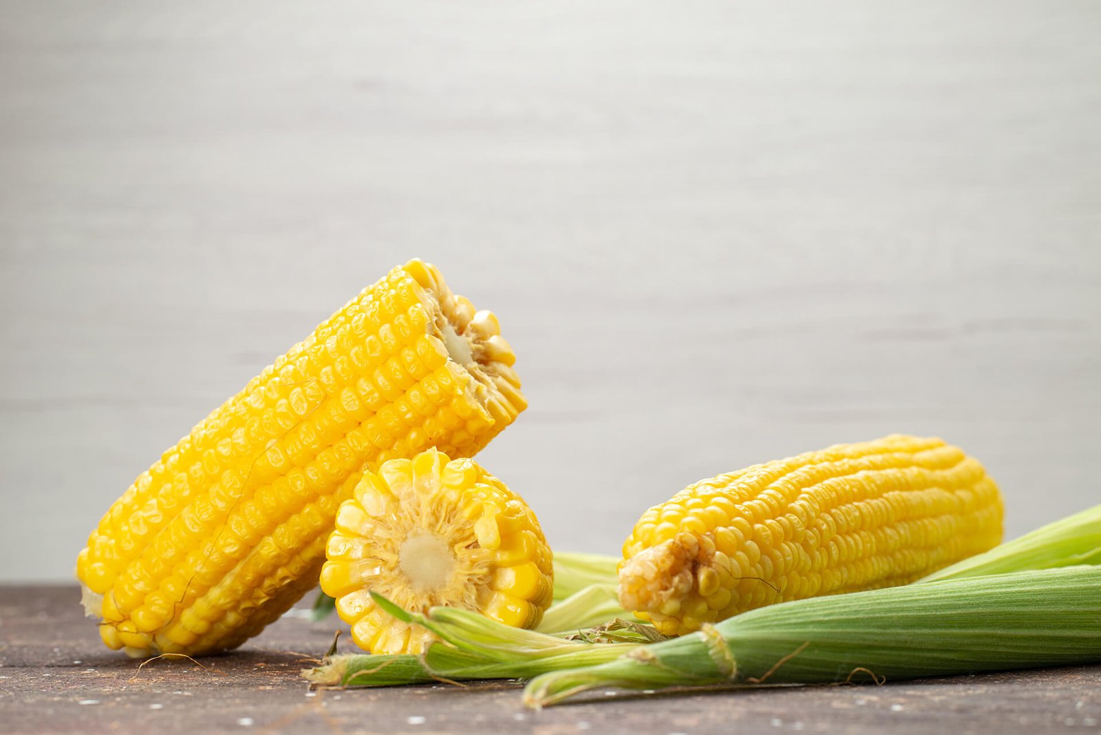 Non-GMO Yellow and White Corn - ABOGLOBE International INC
